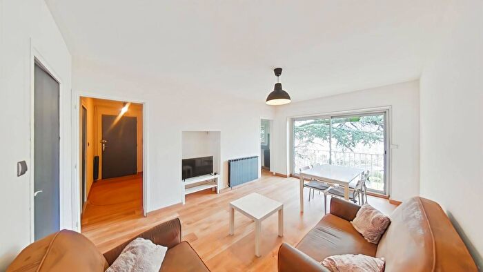 Appartement à louer - Calvaire Hugo Cécile-Châteauvert -Châteauvert, Valence - 3 pièces - 2 chambres