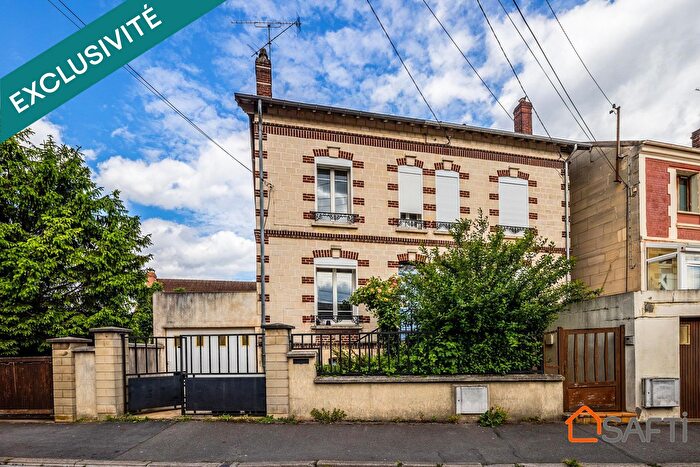 Maison 5 pièces à vendre à Nogent-sur-Oise, Mairie, République