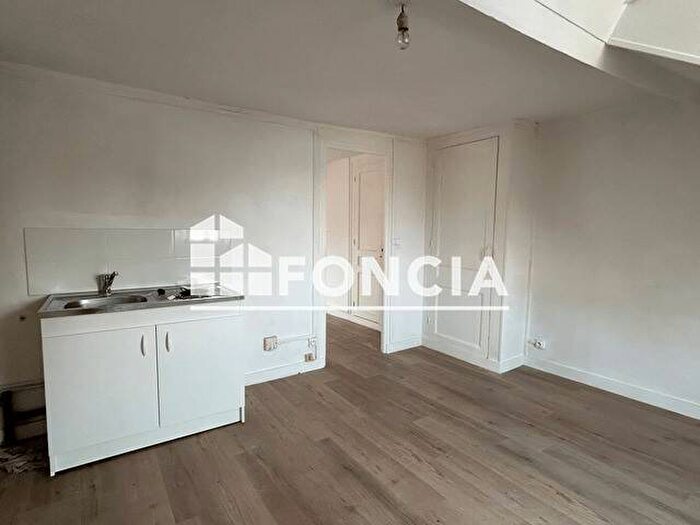 Appartement à louer - Centre Nord, Lisieux - 2 pièces - 1 chambre