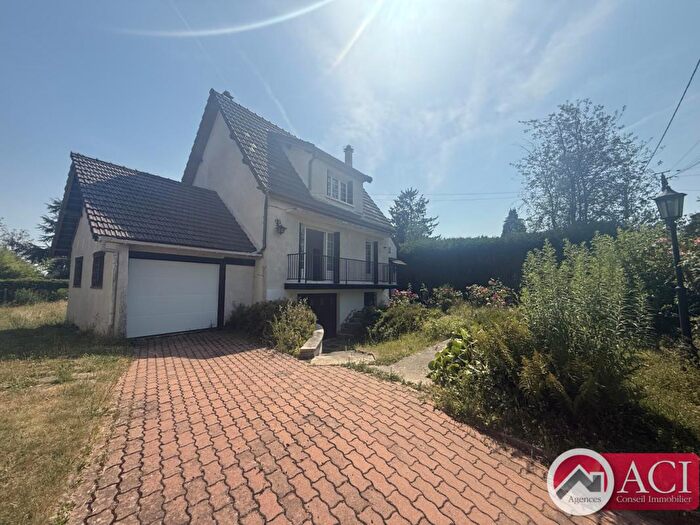 Maison 4 pièces à Sainte-Geneviève, à vendre