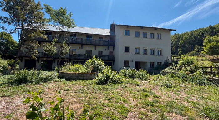 Maison à vendre - Hotonnes - 9 pièces - 7 chambres