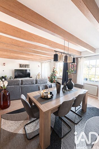 Appartement à vendre - Mont-Saint-Martin - 5 pièces - 4 chambres