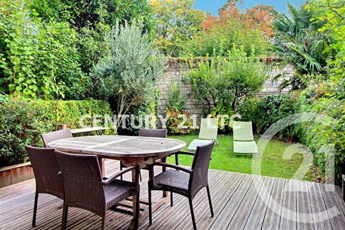 Maison à vendre - Saint-Maurice, Gravelle, Hôpital - 6 pièces - 5 chambres