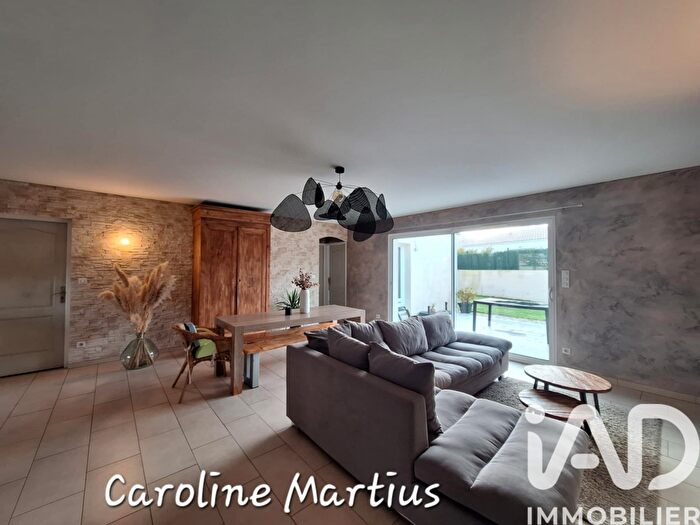 Maison à vendre - Saint-Ouen-dAunis - 5 pièces - 3 chambres