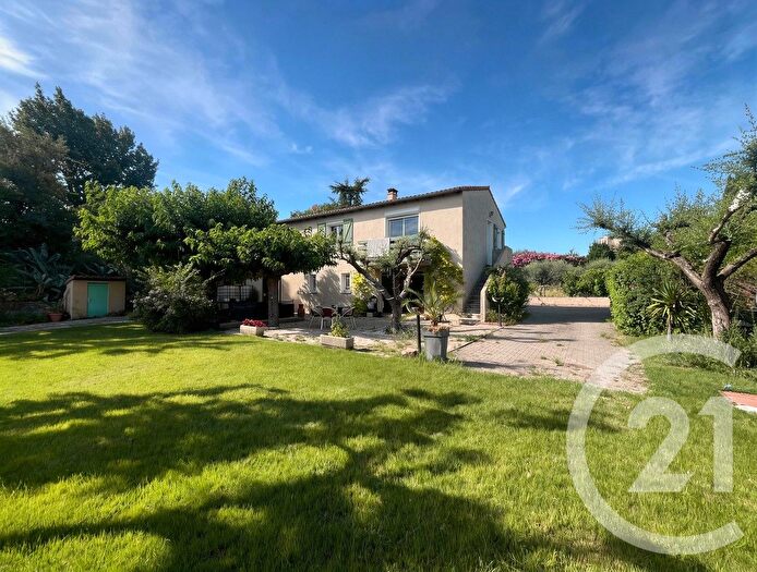Maison 7 pièces à vendre à Nîmes, Saint-Césaire