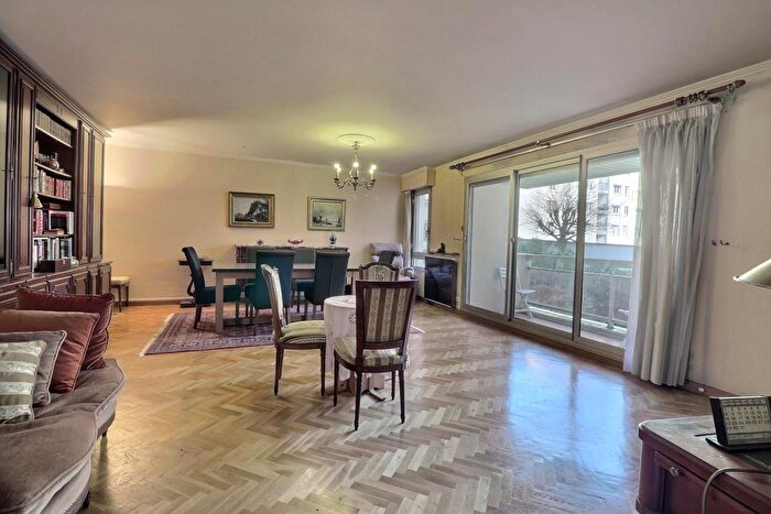 Appartement à vendre - Saint-Germain-en-Laye, Alsace, Péreire - 5 pièces - 3 chambres