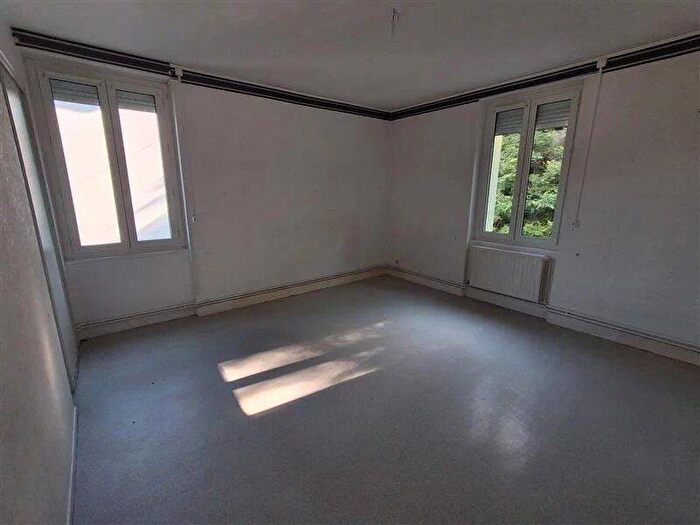 Côte Chaude-Montaud, Saint-Étienne : Appartement 3 pièces à louer