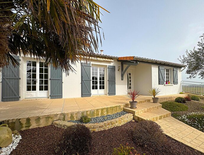 Maison à vendre - Saint-Léger-de-Montbrun - 5 pièces - 4 chambres