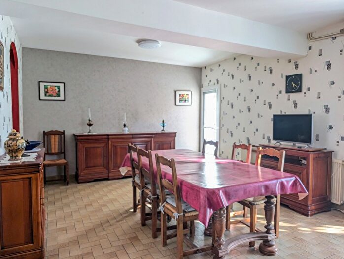 Maison à vendre - Vezins - 17 pièces - 10 chambres