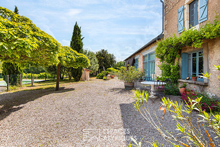 Cahuzac-sur-Vère - Maison 18 pièces à vendre