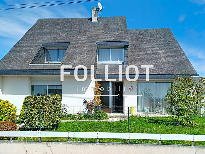 Maison à vendre - Pontorson - 7 pièces - 4 chambres