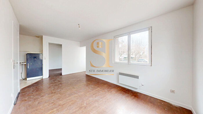 Appartement à vendre - Corbeil-Essonnes, Montconseil - 2 pièces - 1 chambre