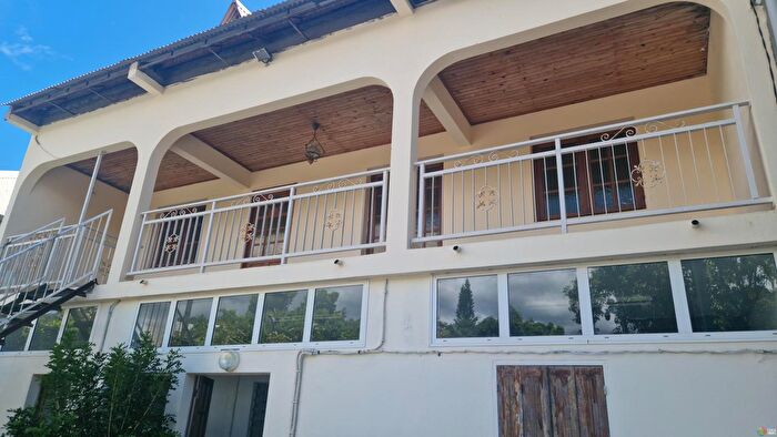 Maison à vendre - Saint-Denis - 7 pièces - 6 chambres