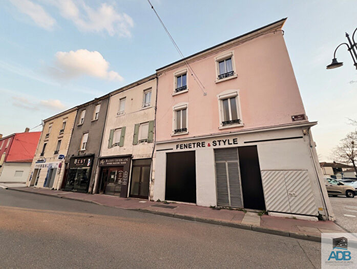 Appartement à louer - Roanne, Mulsant - 2 pièces - 1 chambre