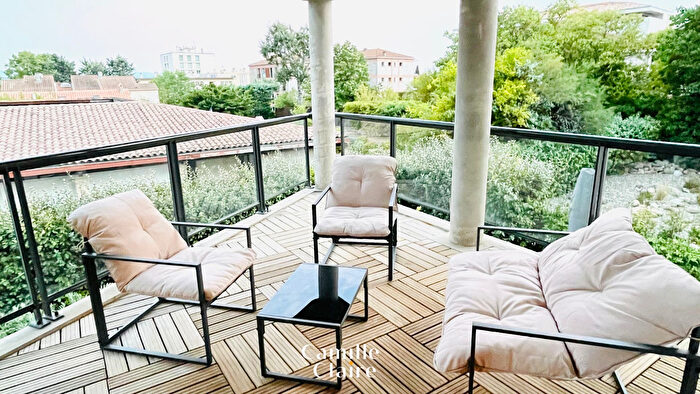Appartement 3 pièces à vendre - Aix-en-Provence, Saint-Donat, Les Platanes