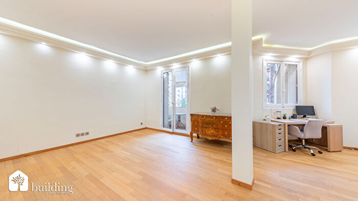 Appartement à vendre - Paris e , Auteuil-Nord, Jasmin, Mirabeau - 5 pièces - 3 chambres