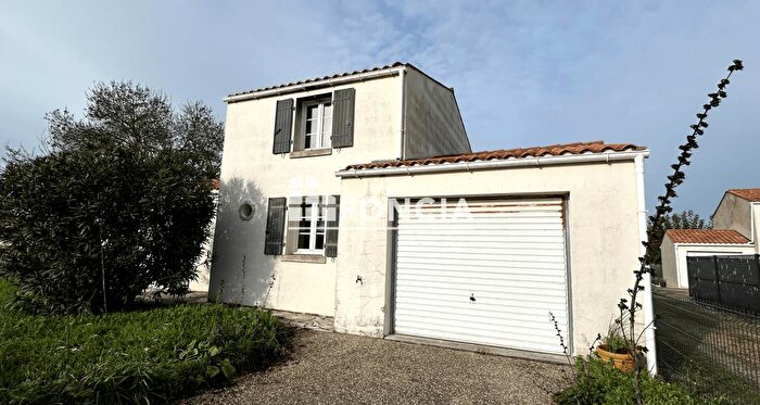 Maison à vendre - Saint-Pierre-dOléron - 4 pièces - 3 chambres