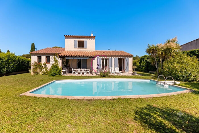 Aix-en-Provence, Puyricard, Célony : Maison 5 pièces à vendre