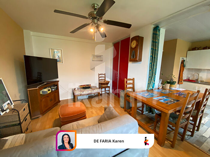 Appartement à vendre - Frontignan, La Ville - 2 pièces - 1 chambre