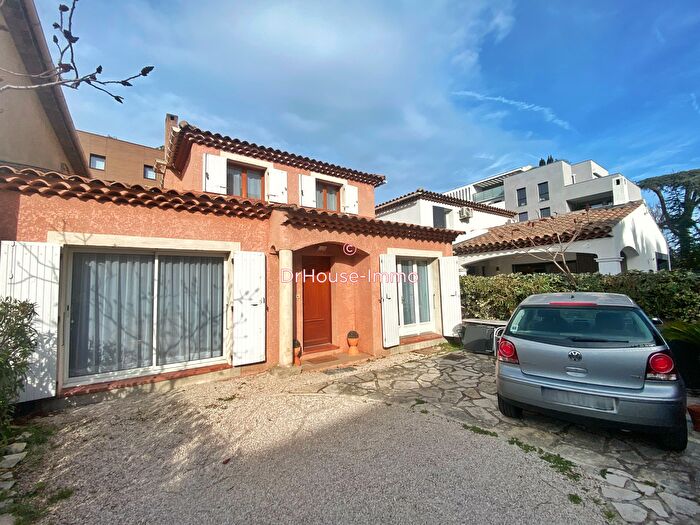 Marseille 9ème, Mazargues : Maison 5 pièces à vendre