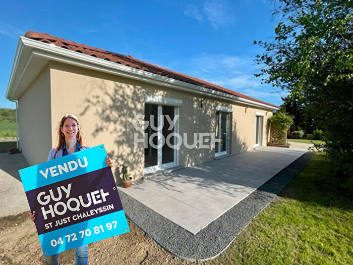 Maison à vendre - Chuzelles - 4 pièces - 3 chambres