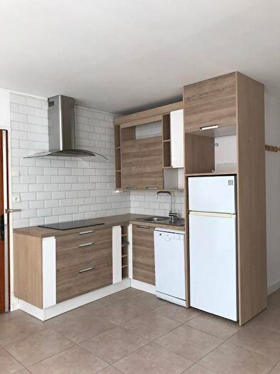 Appartement à louer - Saint-Leu-dEsserent - 2 pièces - 1 chambre