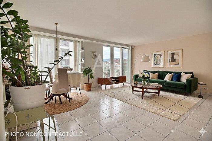 Marseille 8ème, Le Rouet : Appartement 5 pièces à vendre