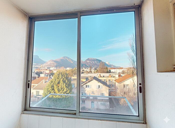Appartement à vendre - Grenoble, Alliés, Alpins - 3 pièces - 2 chambres