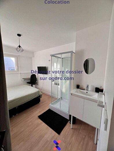 Appartement à louer - Brouaz, Annemasse - 5 pièces - 4 chambres