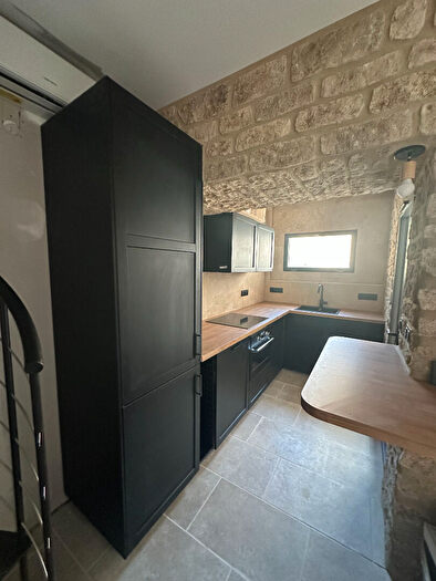 Mouriès : Maison 2 pièces à vendre