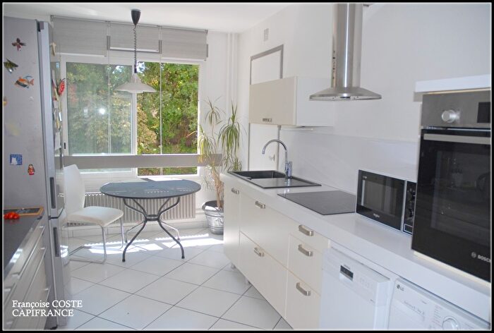 Appartement à vendre - Sainte-Foy-lès-Lyon, Centre-ville - 4 pièces - 3 chambres