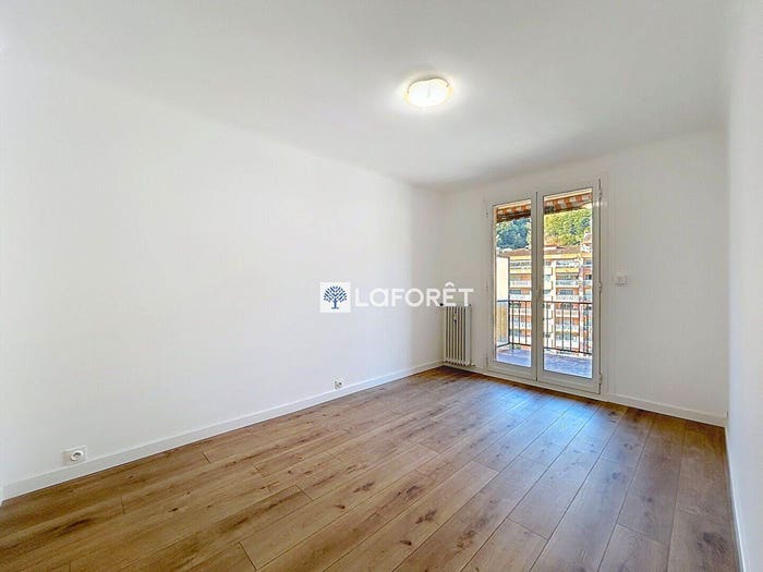 Carei-Monti, Menton - Appartement 2 pièces à louer