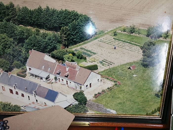 Maison à vendre - Bréhémont - 4 pièces - 3 chambres