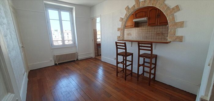 Appartement 2 pièces à Nanterre, Centre-ville, à louer