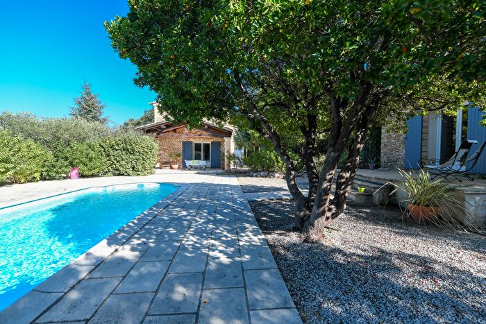 Maison à vendre - Uzès - 9 pièces - 3 chambres