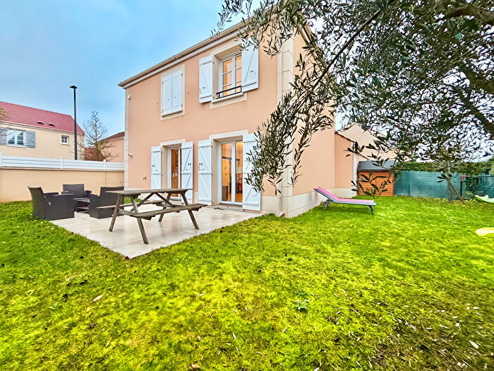 Maison à vendre - Villejust - 4 pièces - 3 chambres