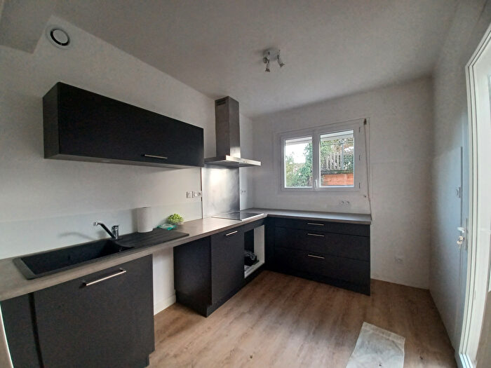Maison 4 pièces à louer à Agen, Cours Victor Hugo