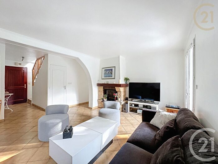 Maison à vendre - Pringy - 7 pièces - 4 chambres