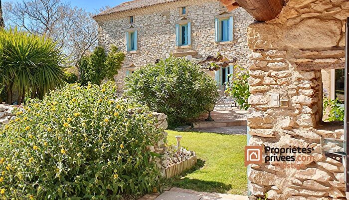 Maison à vendre - Uzès - 9 pièces - 5 chambres