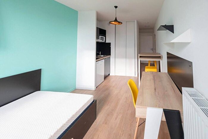 Appartement à louer - Nord Est, Saint-Martin-le-Vinoux - 1 pièce