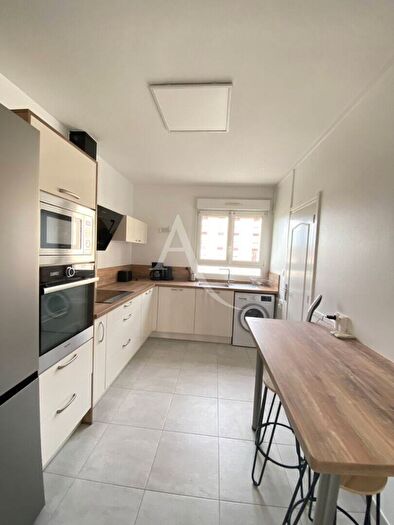 Appartement à louer - Gare-Leclerc, Le Mans - 5 pièces - 4 chambres