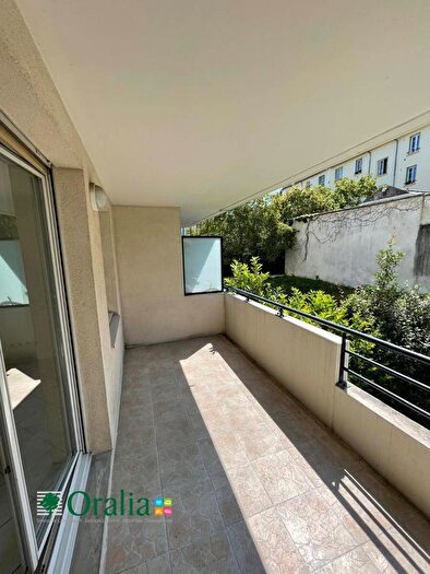 Appartement à louer - Le Grand Trou, Lyon ème arrondissement - 2 pièces - 1 chambre