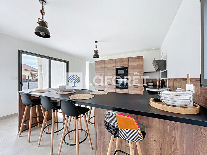 Maison à vendre - Saint-Savin - 4 pièces - 3 chambres