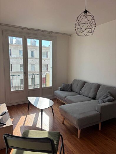 Appartement 4 pièces à Nantes, Longchamp, Rond-Point de Rennes, Perverie, Américains, à louer