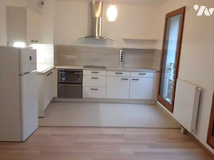 Appartement à louer - Chartres - 2 pièces - 1 chambre