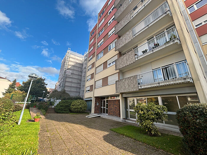 Appartement à louer - Forbach, Wiesberg, Petite Forêt - 2 pièces - 1 chambre