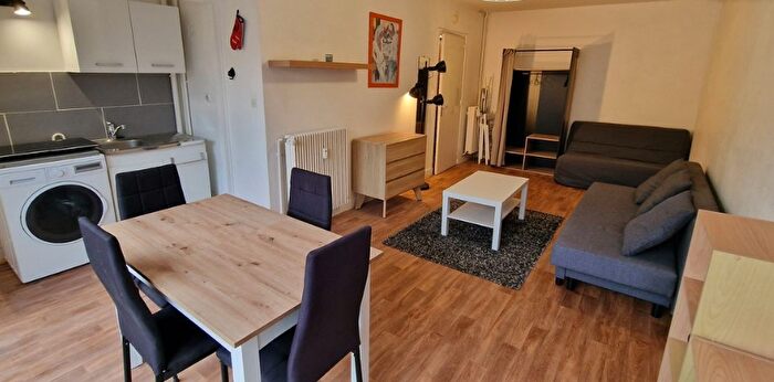 Appartement à louer - Melun, Centre-ville - 1 pièce