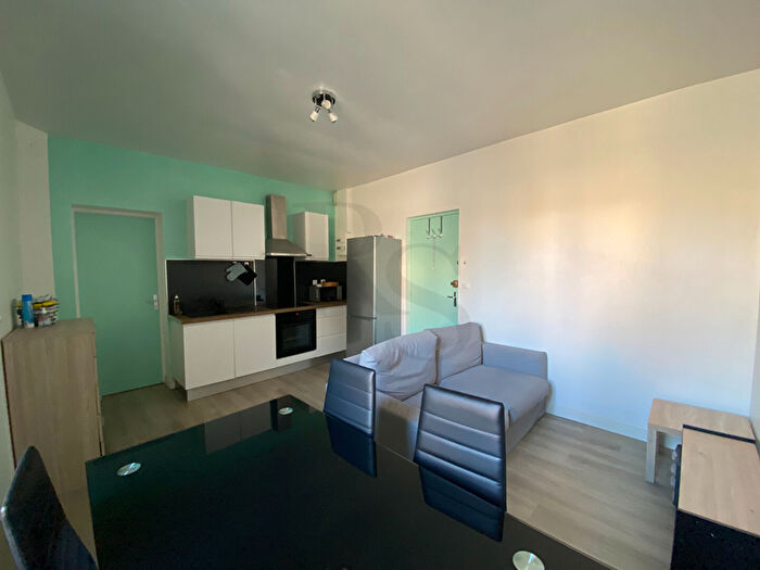 Flers, Ouest - Appartement 1 pièce à louer