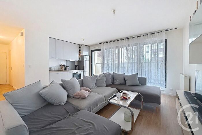 Appartement à vendre - Aubervilliers, Paul Bert - 3 pièces - 2 chambres