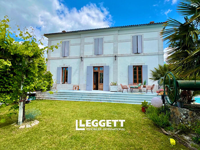 Maison 7 pièces à vendre à Lorignac
